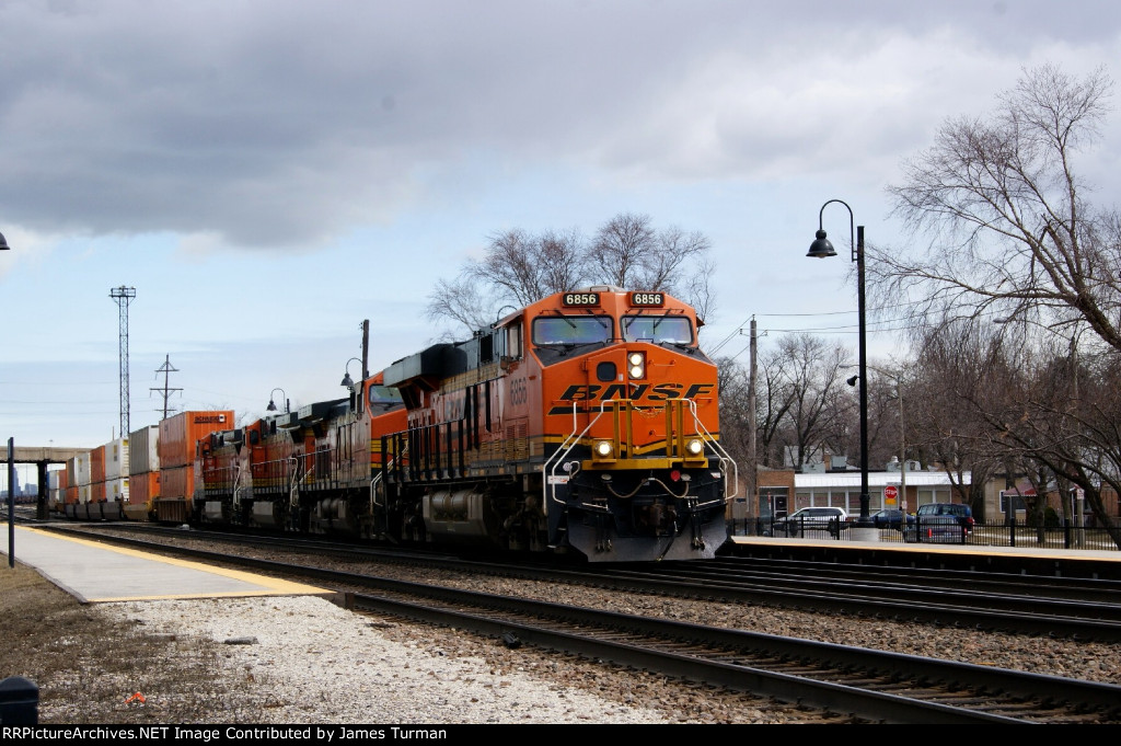BNSF 6856
